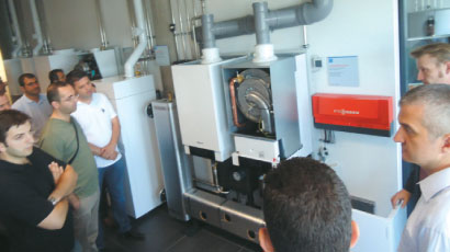 Viessmann Almanya Allendorf’taki Fabrikalarına Tanıtım Gezisi Düzenledi